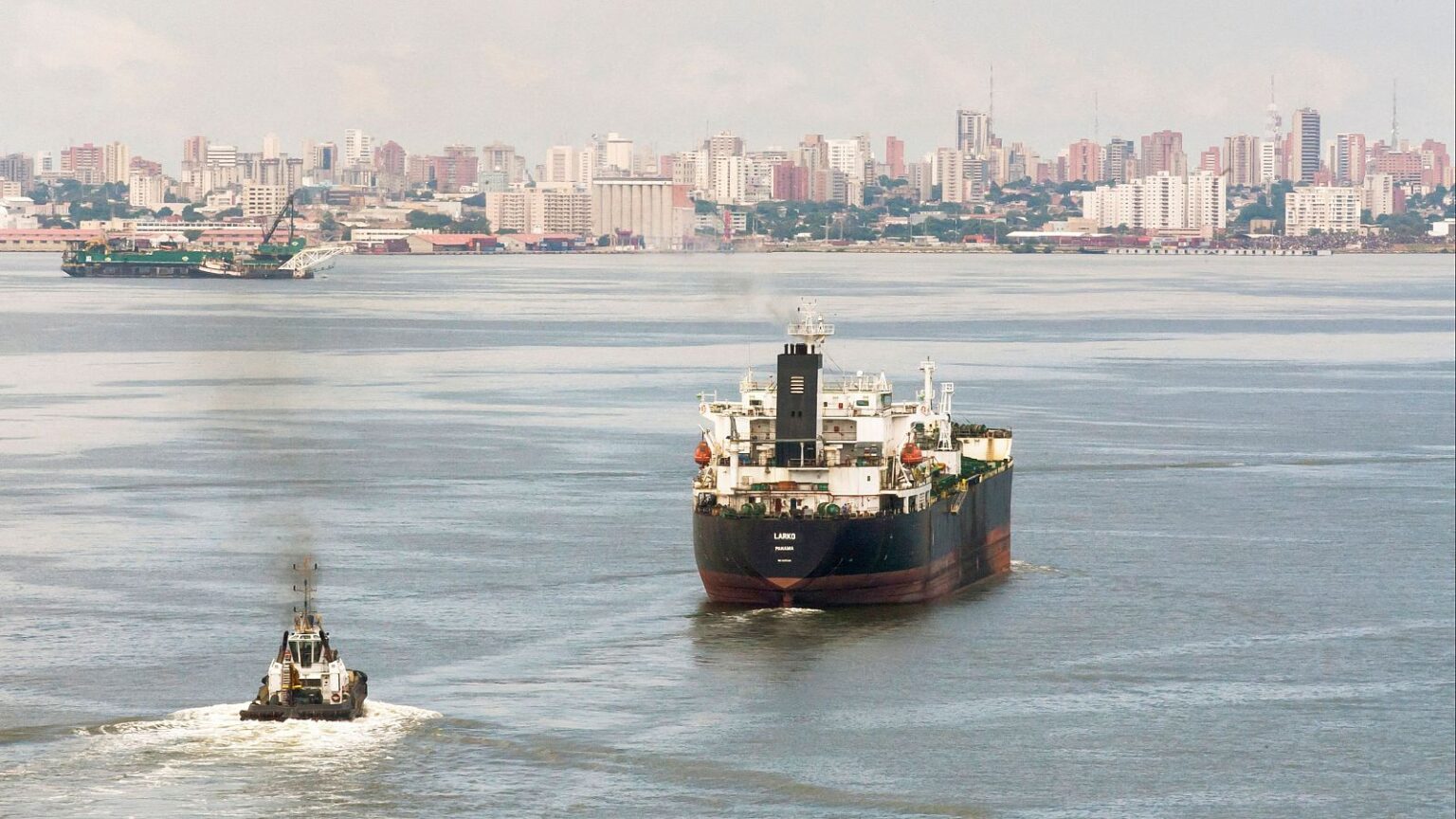 Vinculan a empresario guanajuatense con operación global de petróleo ...