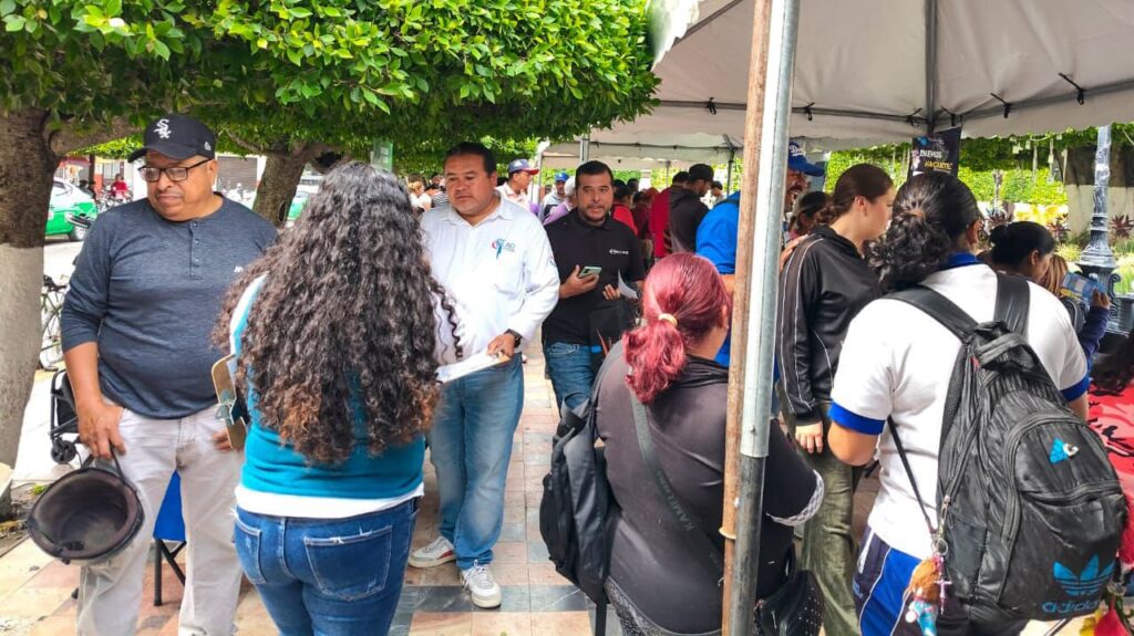 Feria de la Chamba en Silao reúne a más de 350 buscadores de empleo ...