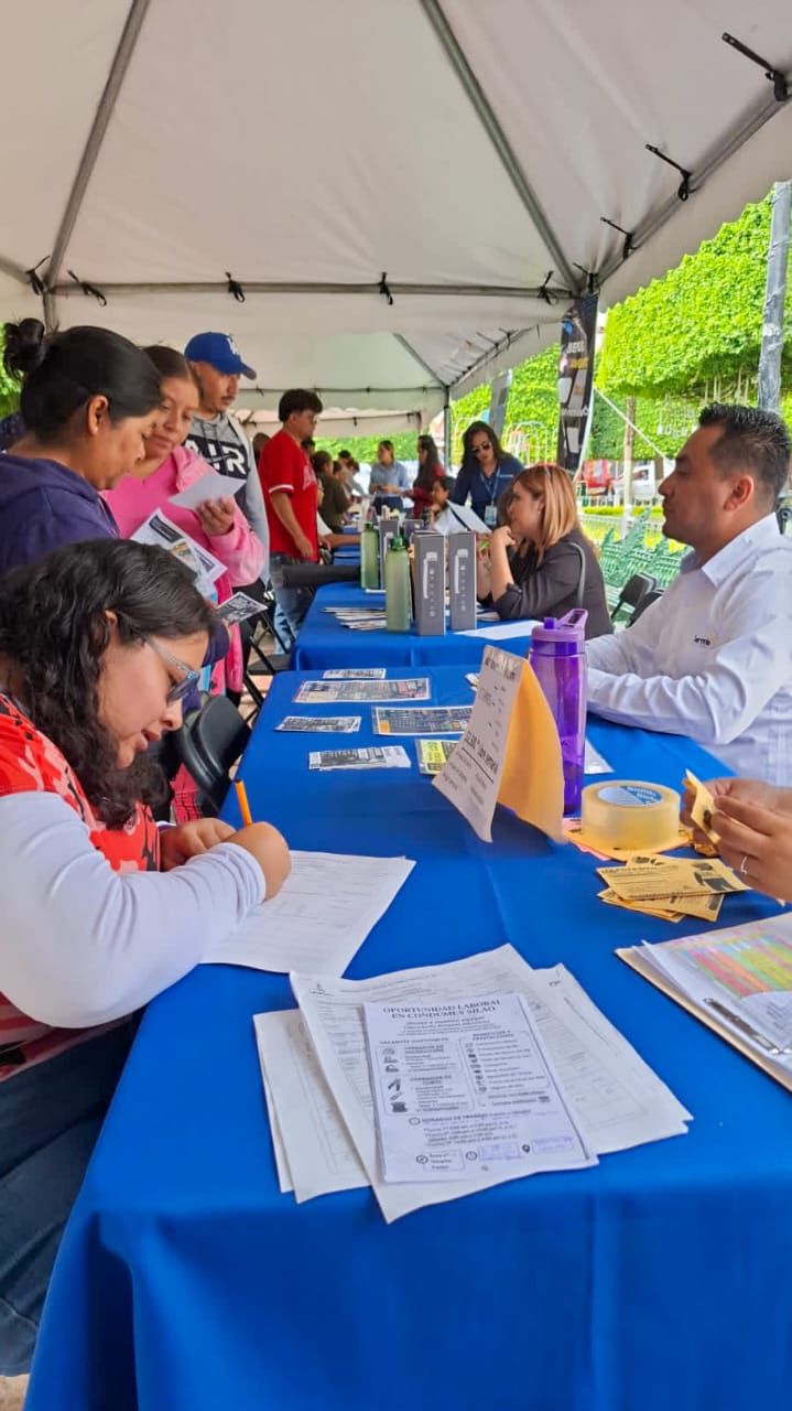 Feria de la Chamba en Silao reúne a más de 350 buscadores de empleo ...